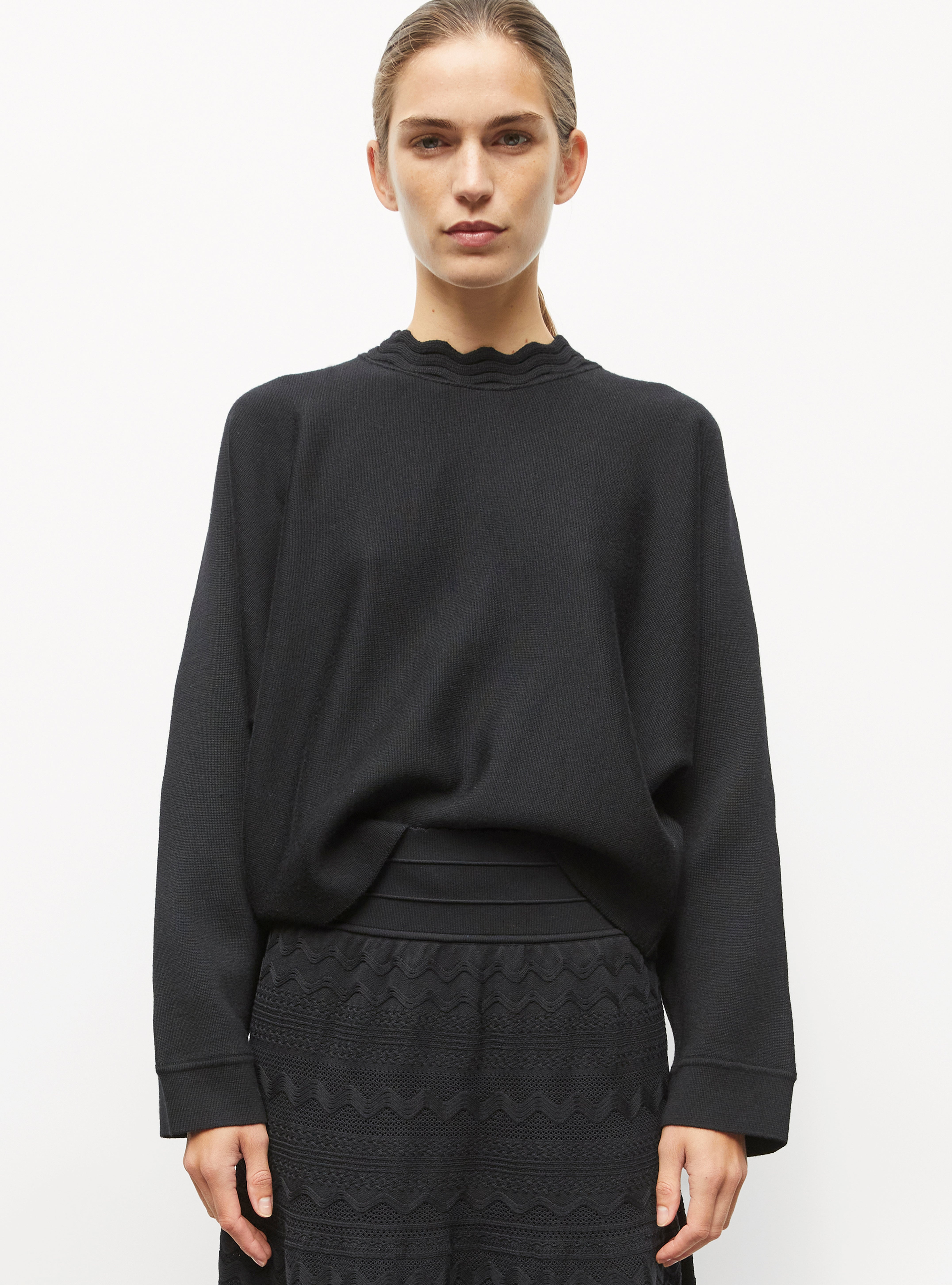 couture top with rick-rack edged collar deep black | Molli