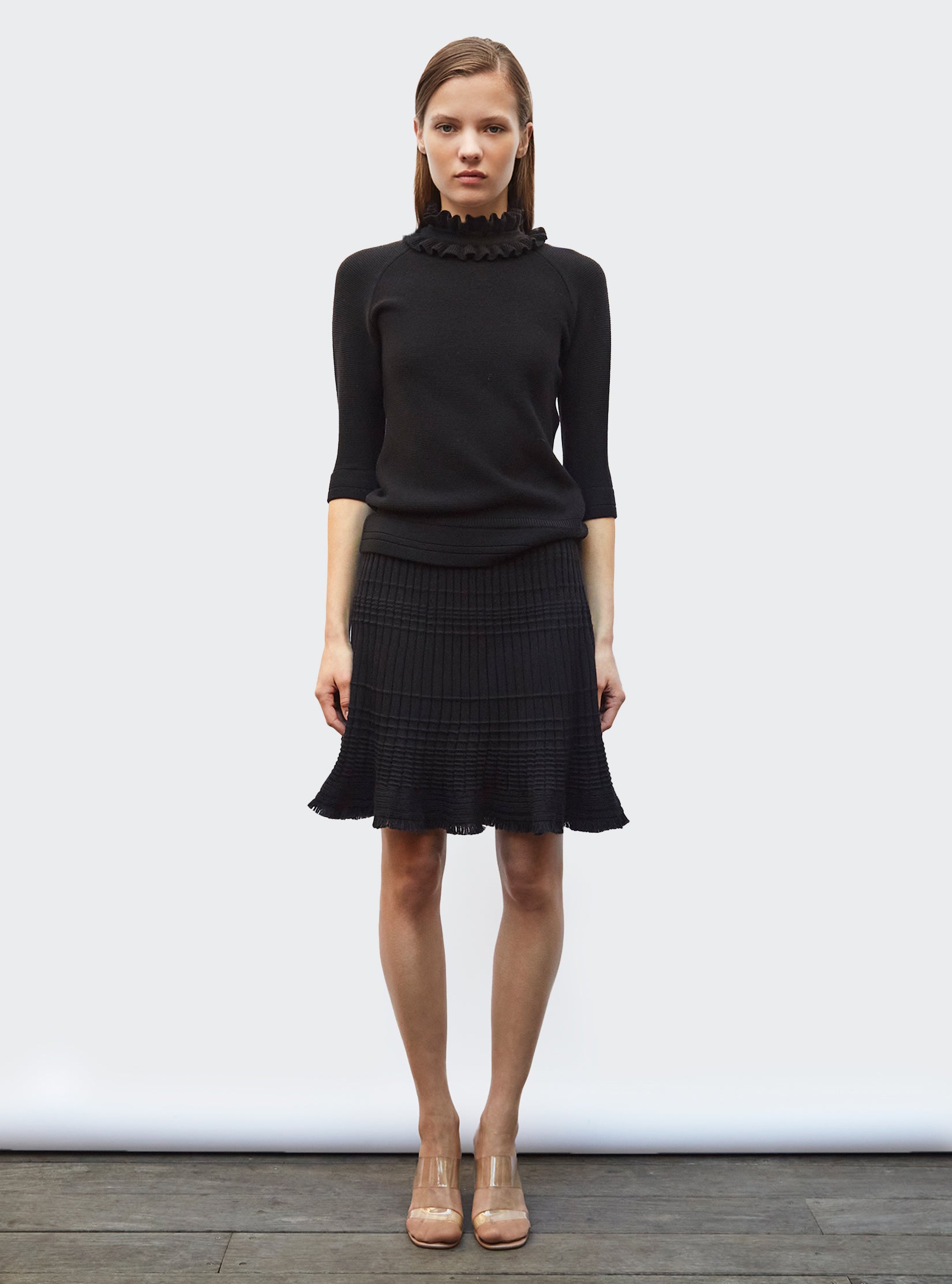 jupe courte en maille à frange molli noir profond | Molli