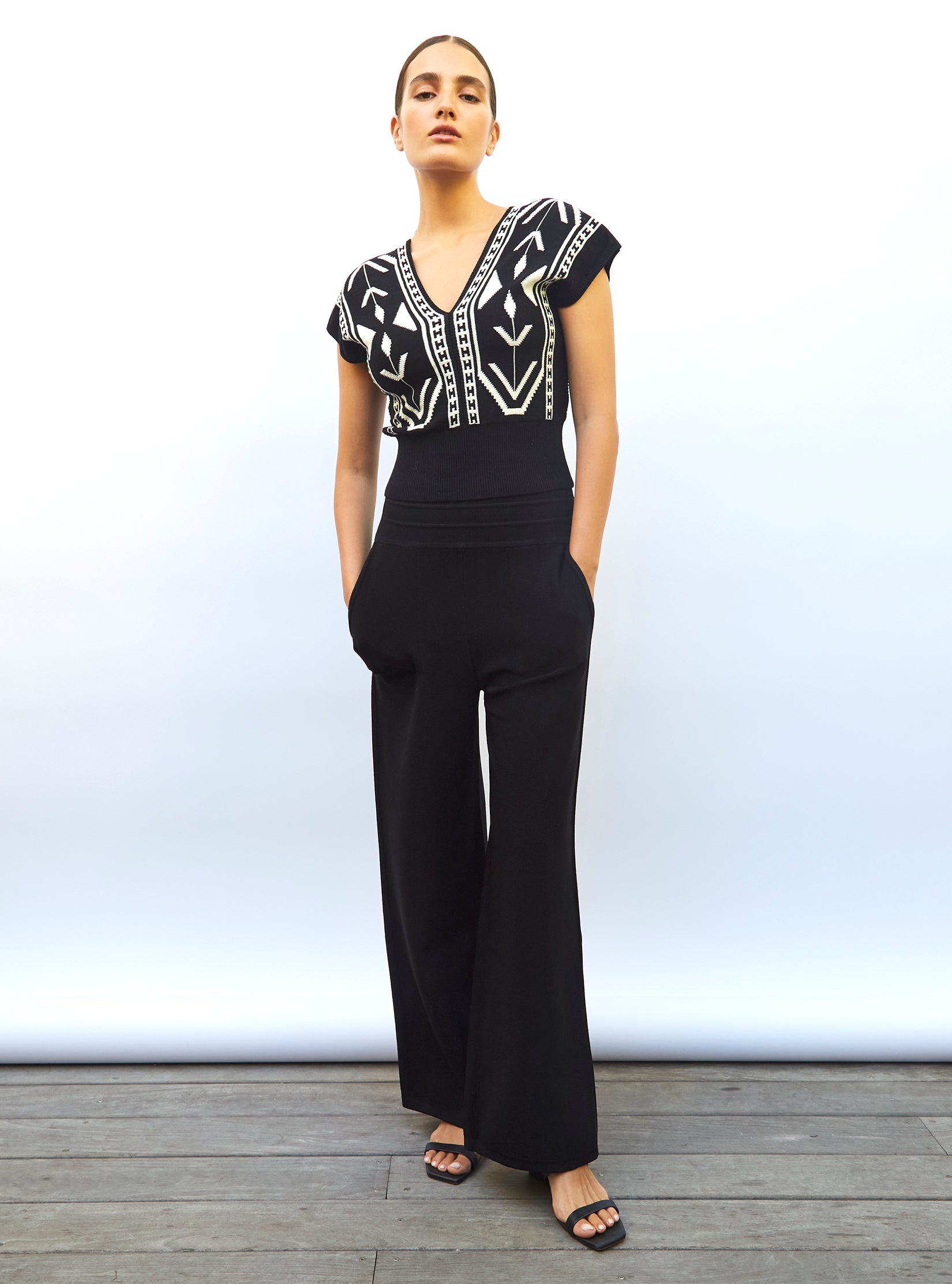 Molli pants in silky knit deep black | Molli